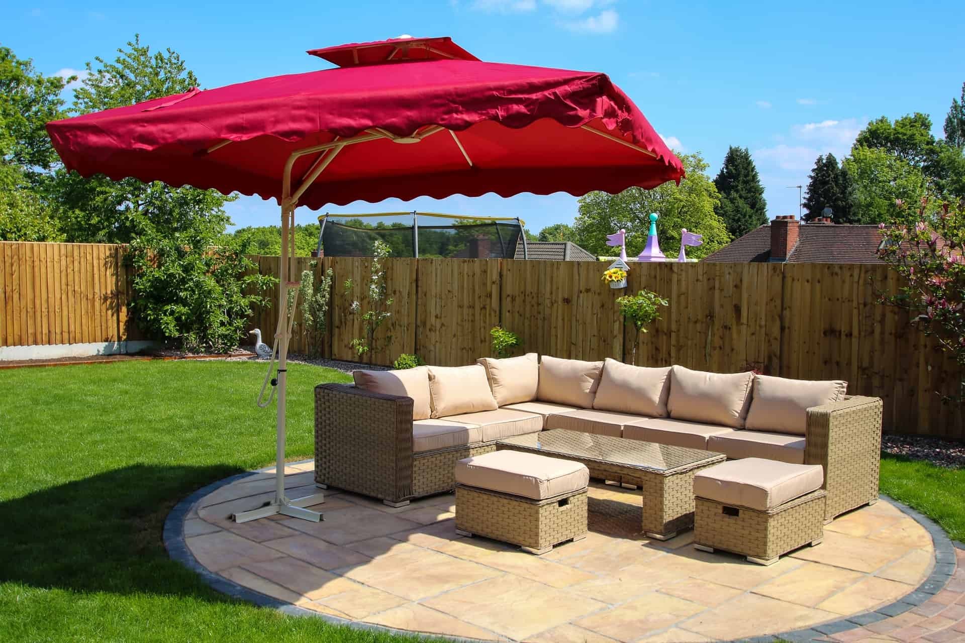 Rectangular Aluminium Parasol - Red | Tudor Furniture